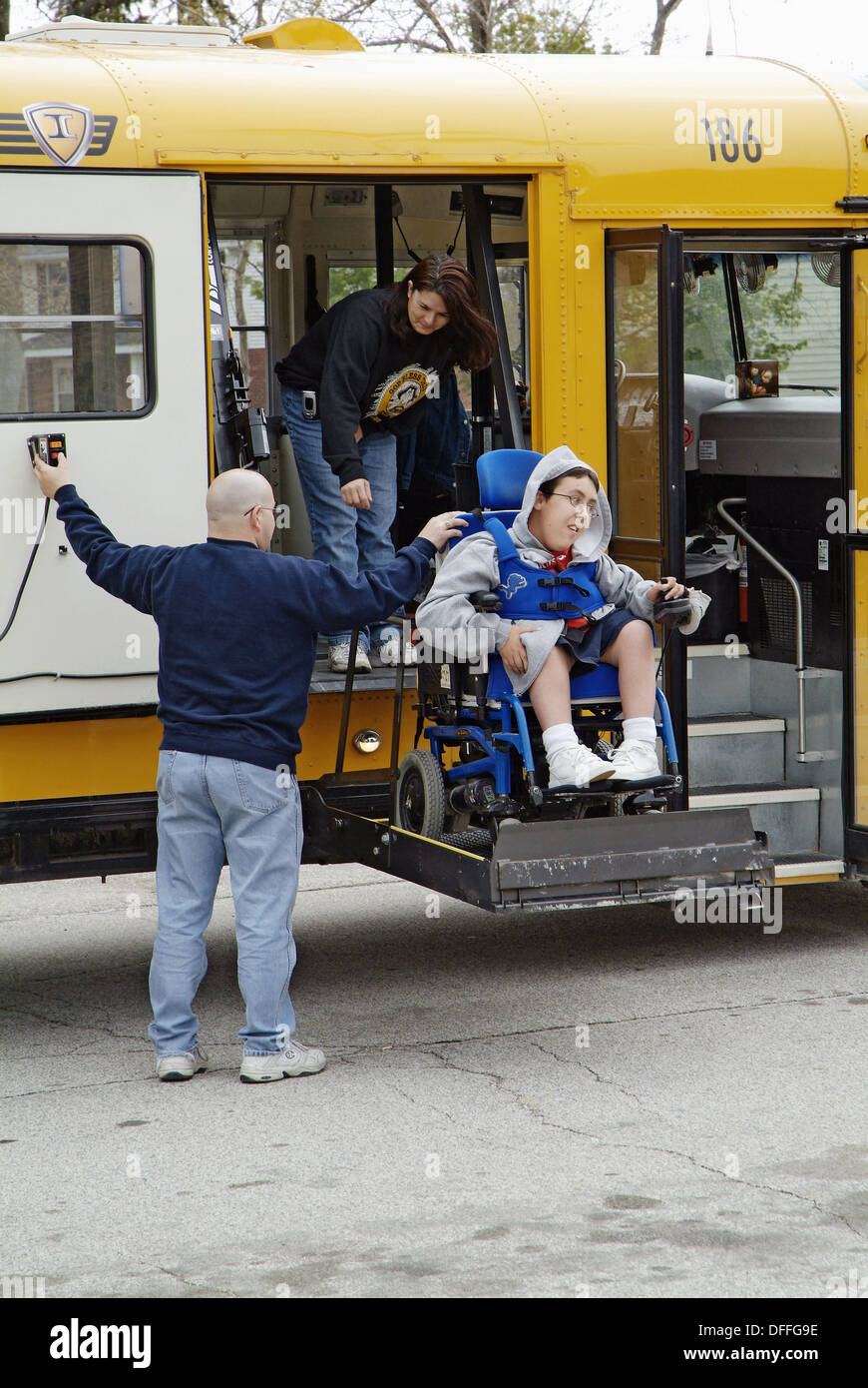 Handicapped school bus Banque de photographies et d’images à haute ...