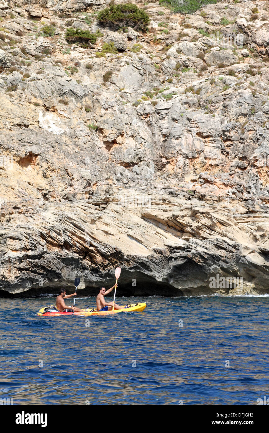 Ocean kayak Banque de photographies et d’images à haute résolution - Alamy