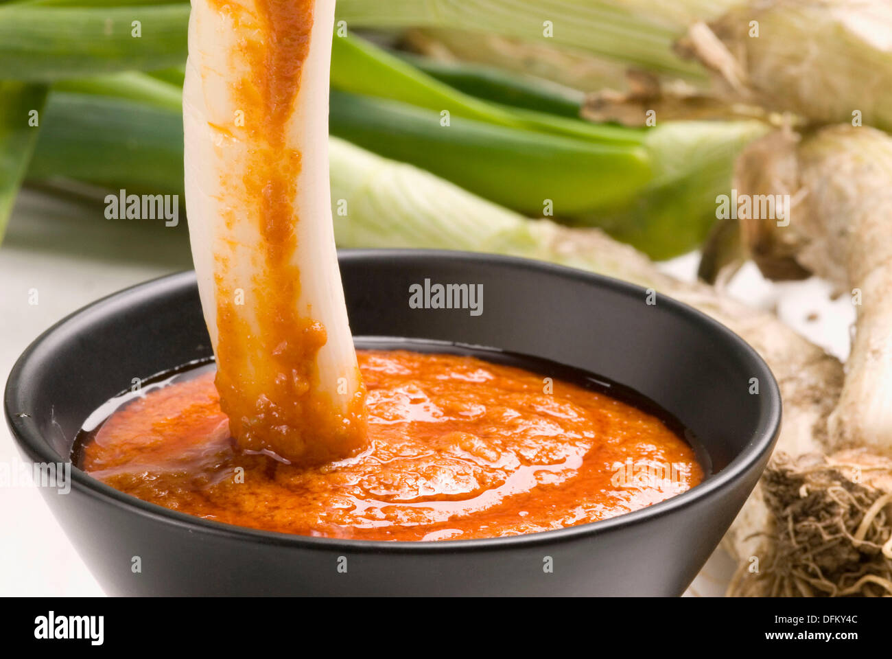 Calcot sauce Banque de photographies et d’images à haute résolution - Alamy