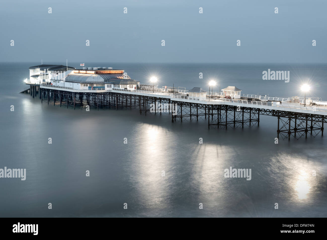 Norfolk la nuit Banque de photographies et d’images à haute résolution ...