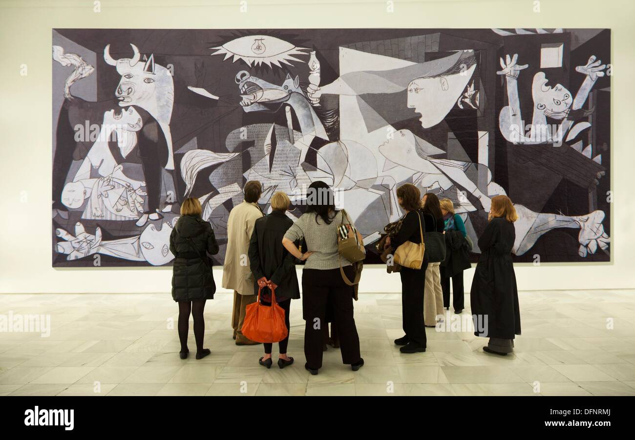 Guernica museo reina sofia Banque de photographies et d’images à haute résolution - Alamy