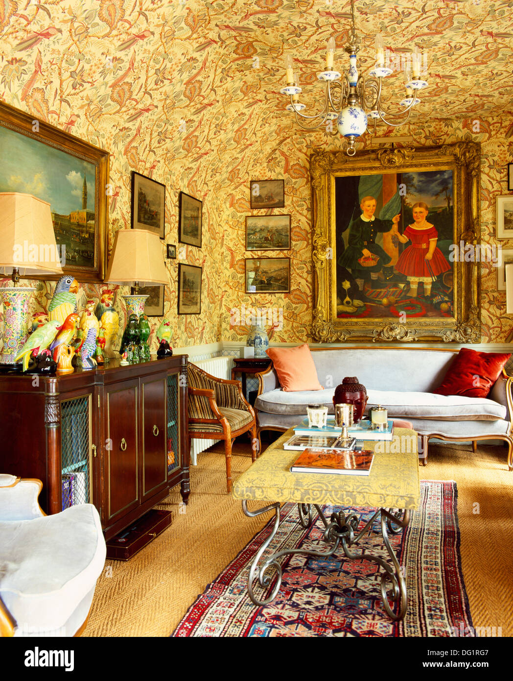 Des buffets anciens Banque de photographies et d’images à haute ...