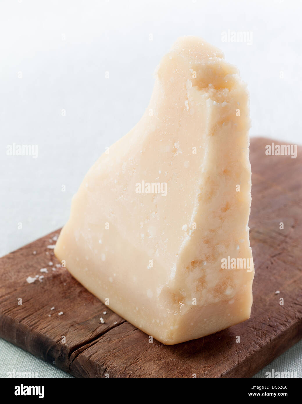 Parmesan piece Banque de photographies et d’images à haute résolution ...