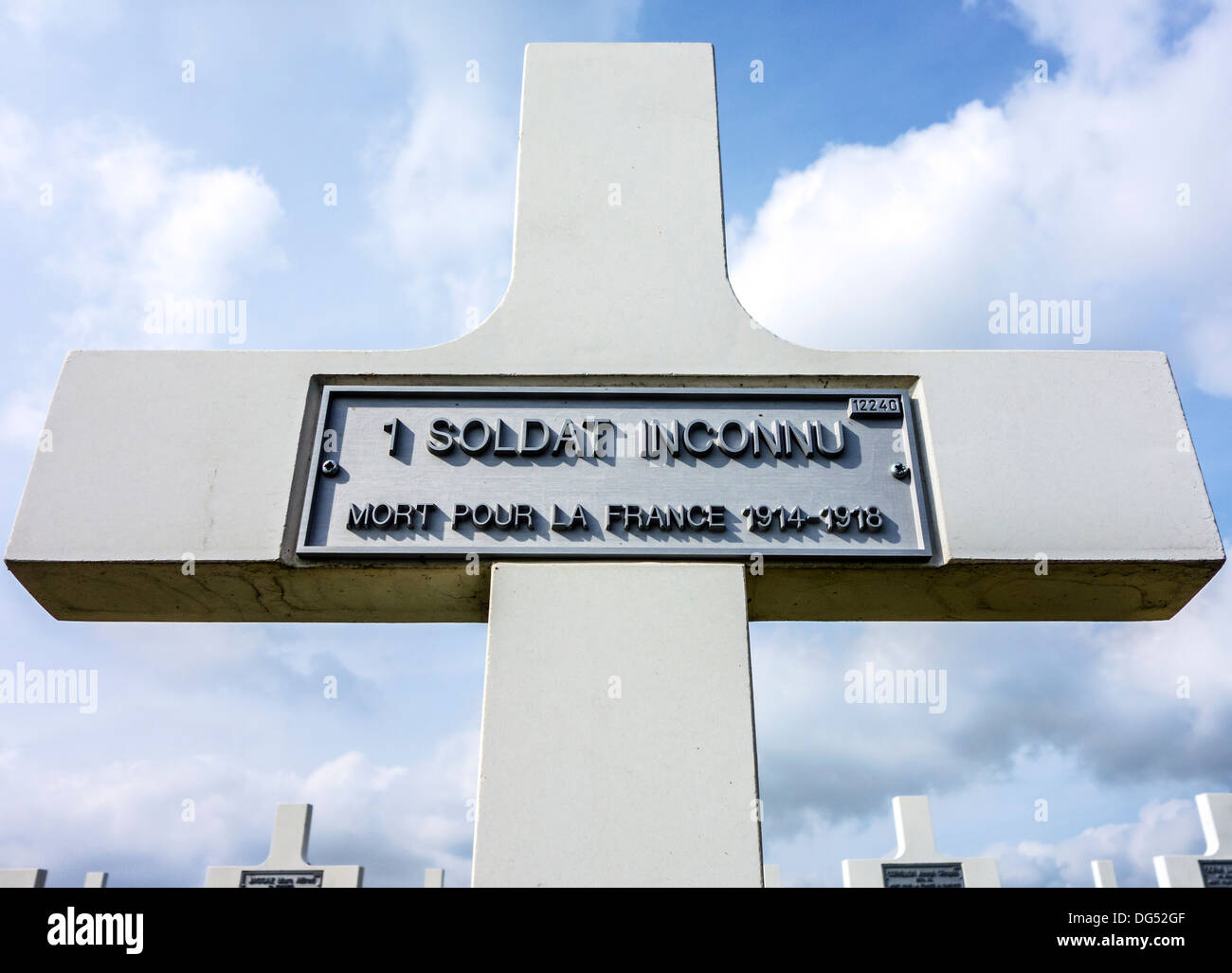 WW1 cross sur tombe d'un soldat français inconnu à la Première Guerre ...