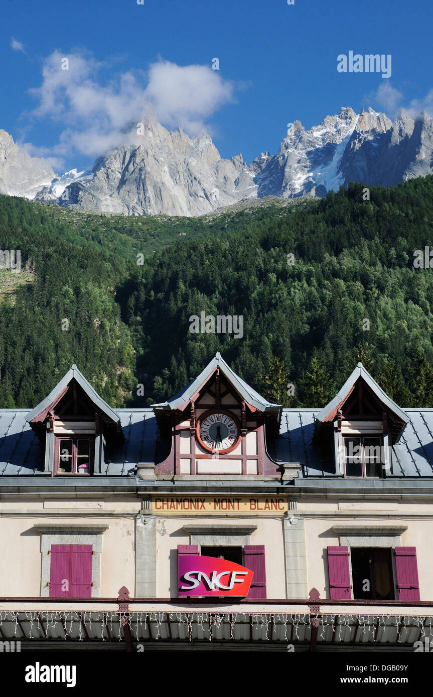 Chemin de fer du mont blanc Banque de photographies et d’images à haute ...
