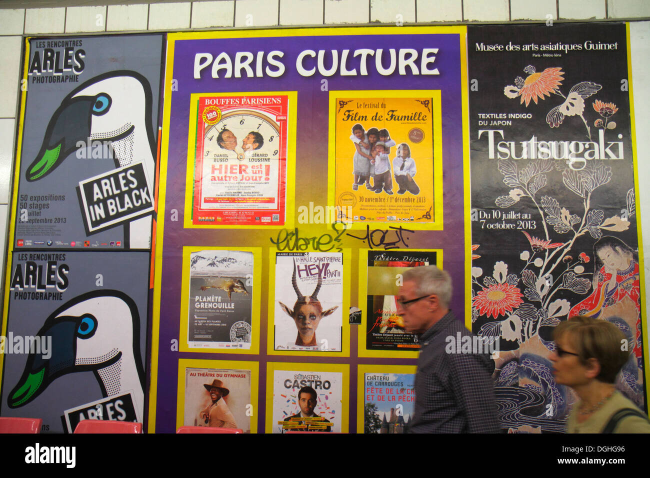 Affiches publicitaires de métro Banque de photographies et d’images à ...