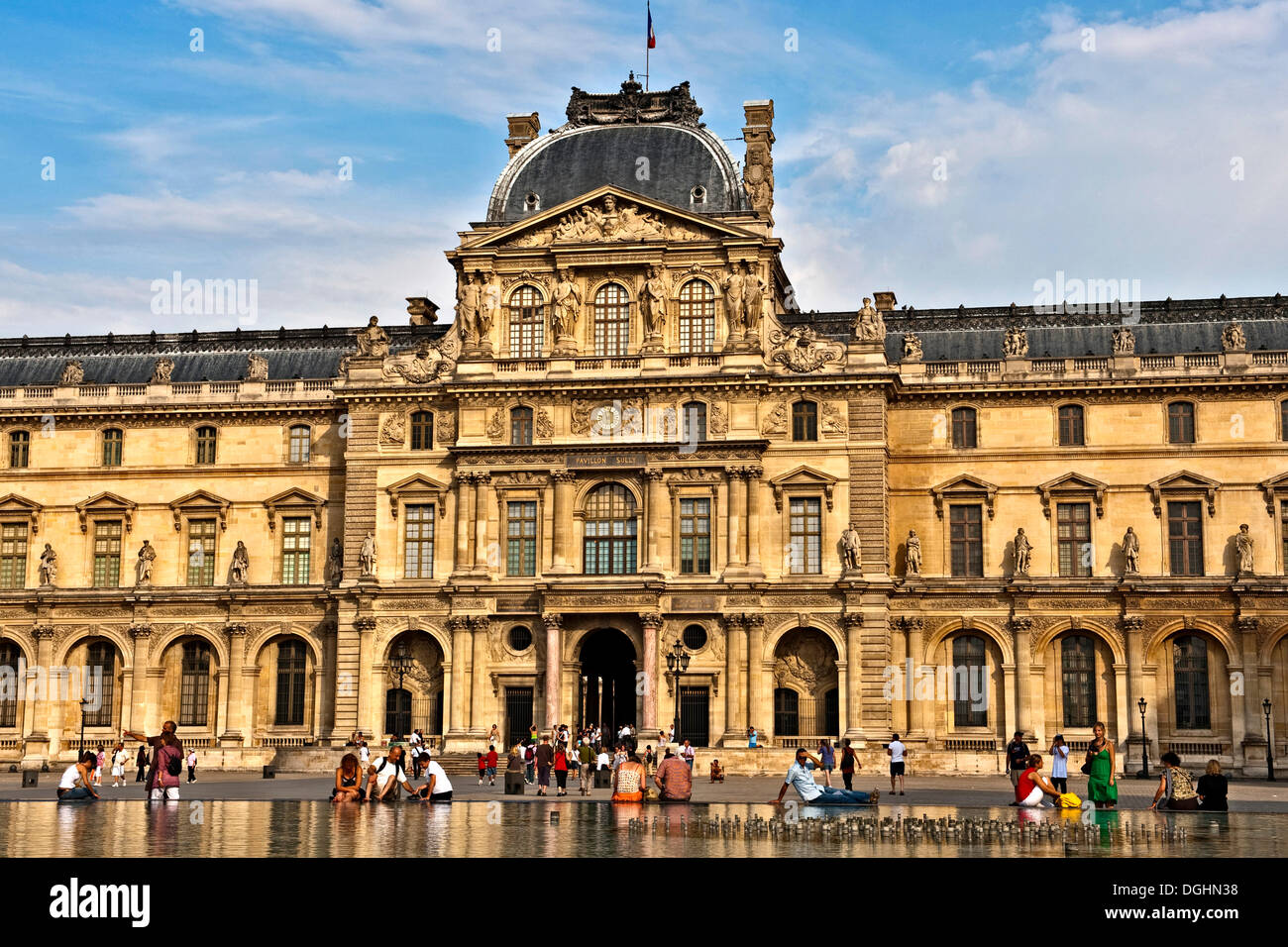 Sully wing Banque de photographies et d’images à haute résolution - Alamy