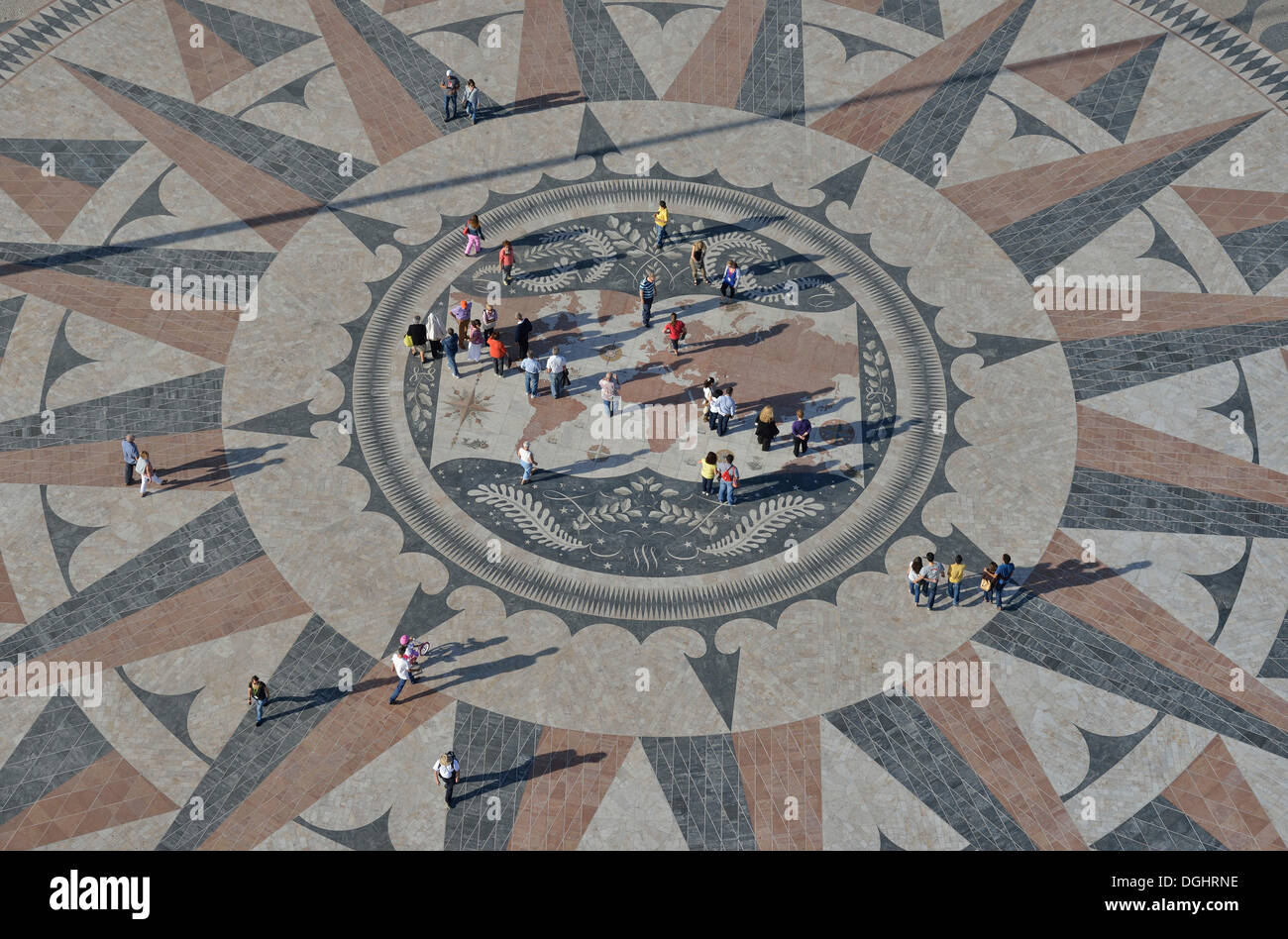 Rose des vents, à 50 mètres de diamètre, à l'Padrão dos Descobrimentos ...