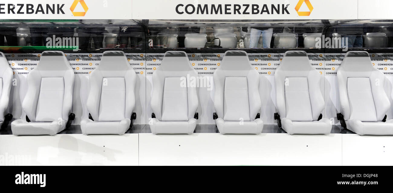 Arena bench Banque de photographies et d’images à haute résolution - Alamy