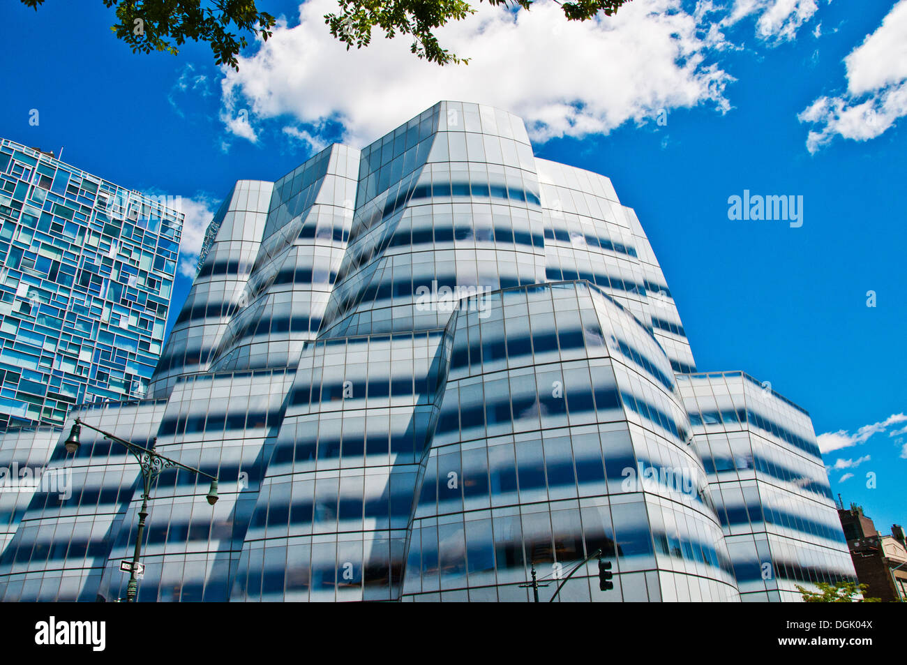 Bâtiment iac Banque de photographies et d’images à haute résolution - Alamy