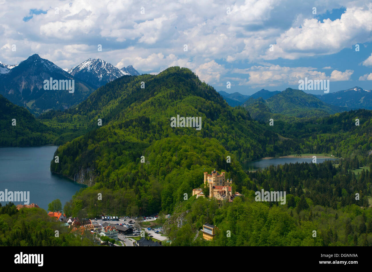 Vue depuis le château de Neuschwanstein Hohenschwangau Lac Alpsee plus ...