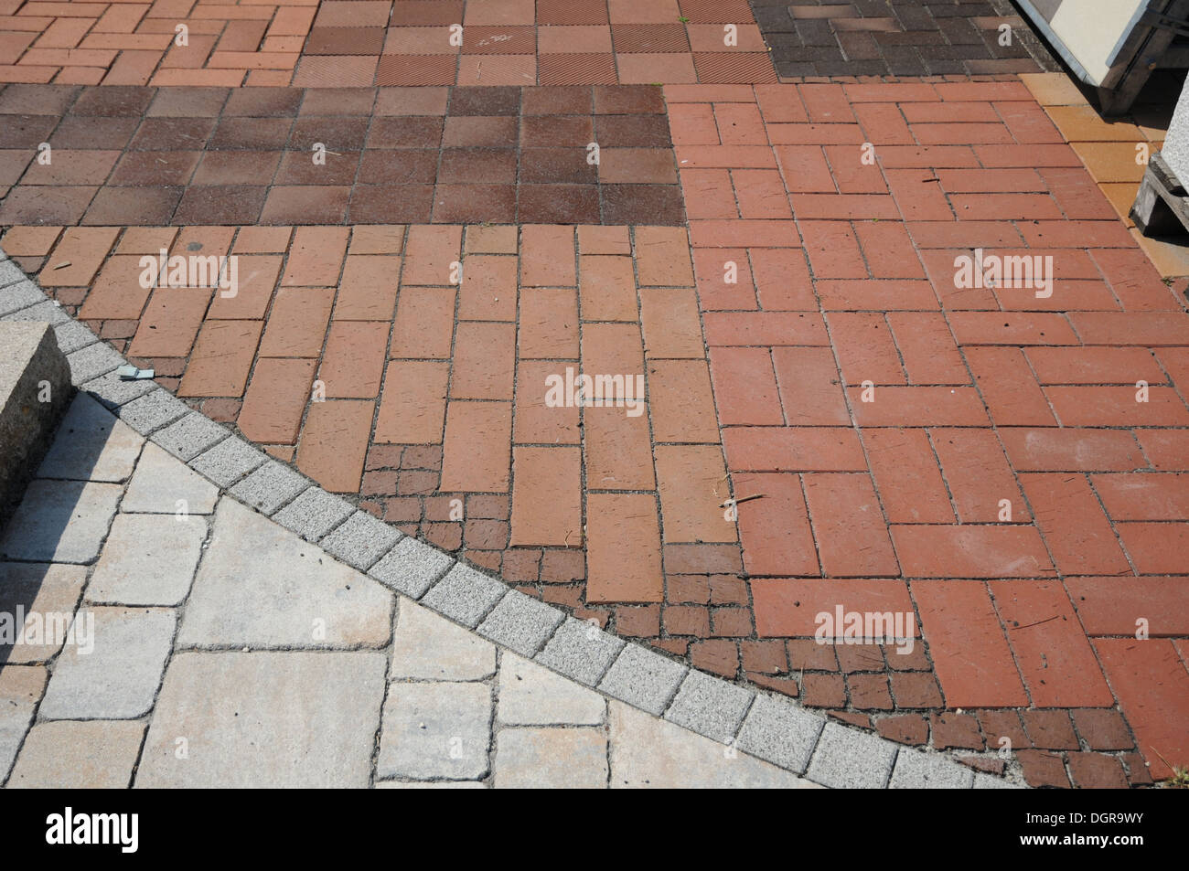 Briques de clinker Banque de photographies et d’images à haute ...