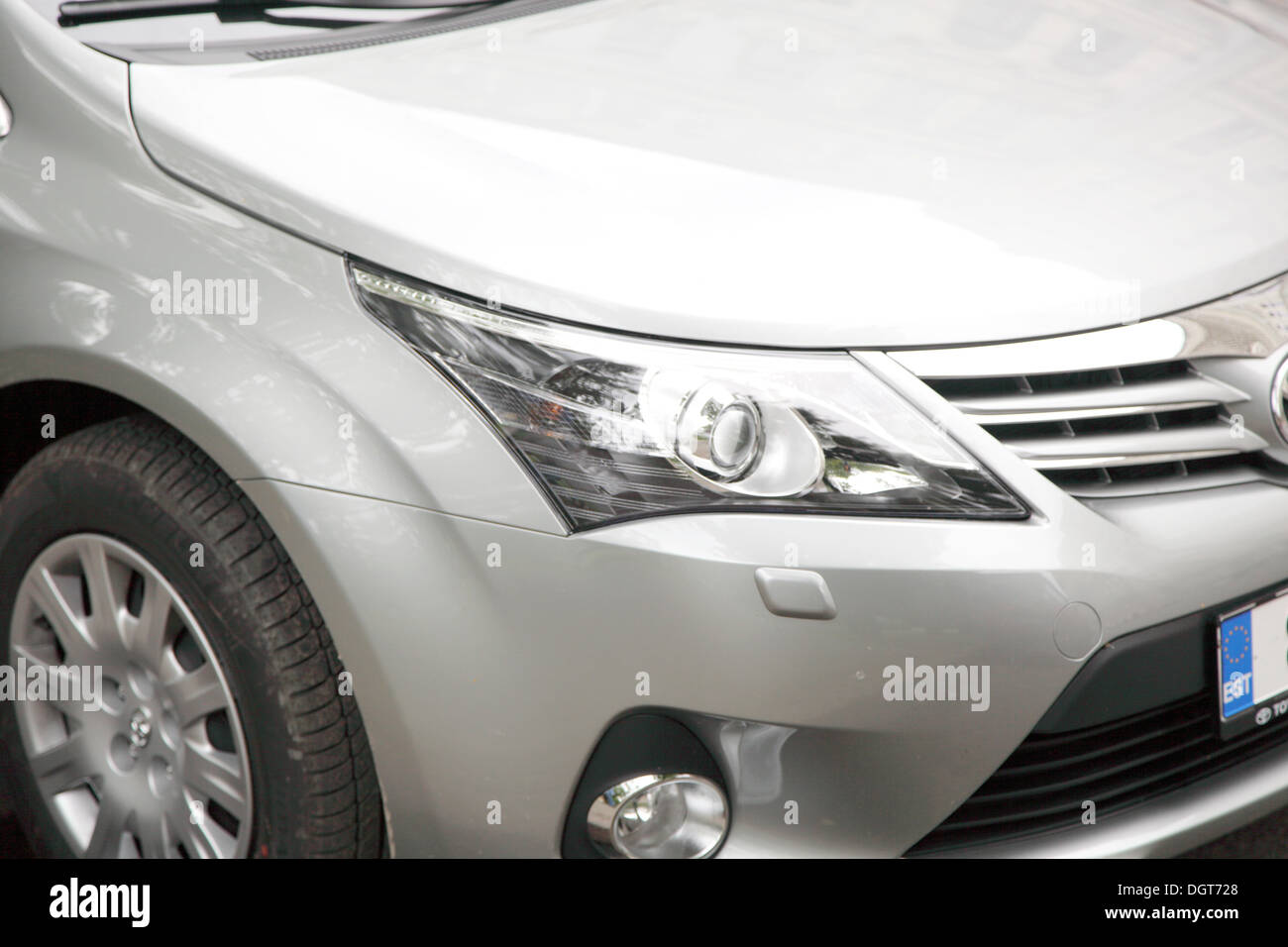 Voiture phare Banque de photographies et d’images à haute résolution ...