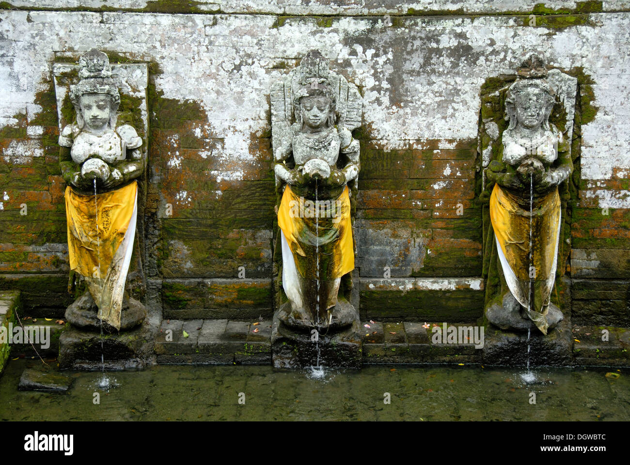 Fontaines en pierre Banque de photographies et d’images à haute ...