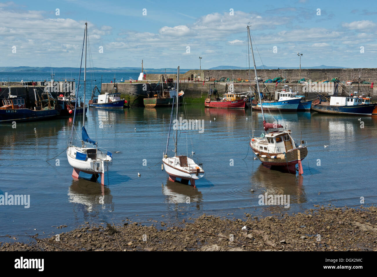 Scottish harbour east coast Banque de photographies et d’images à haute ...