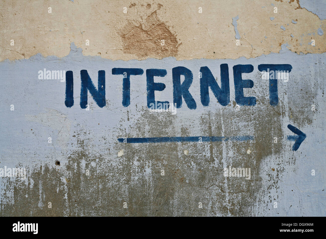 écrit sur le mur Banque de photographies et d’images à haute résolution ...