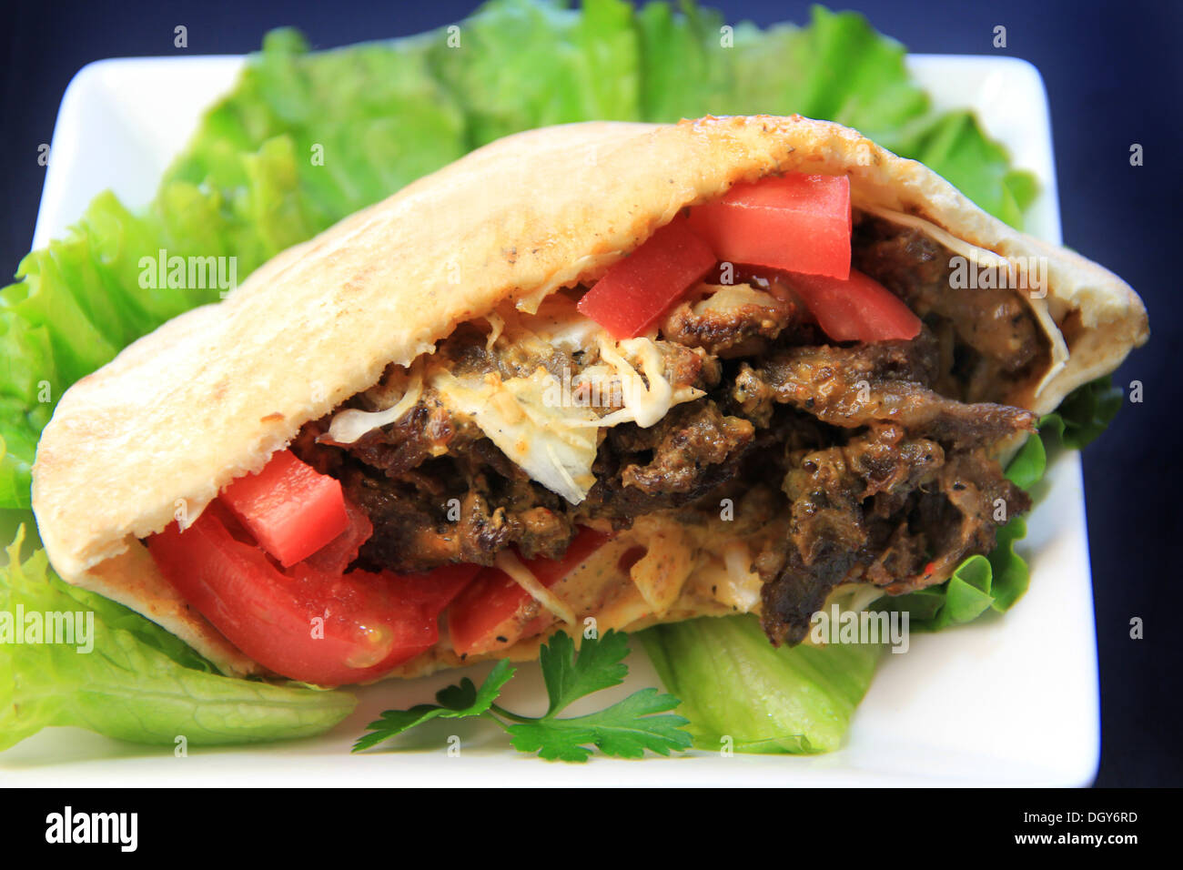Doener kebab Banque de photographies et d’images à haute résolution - Alamy