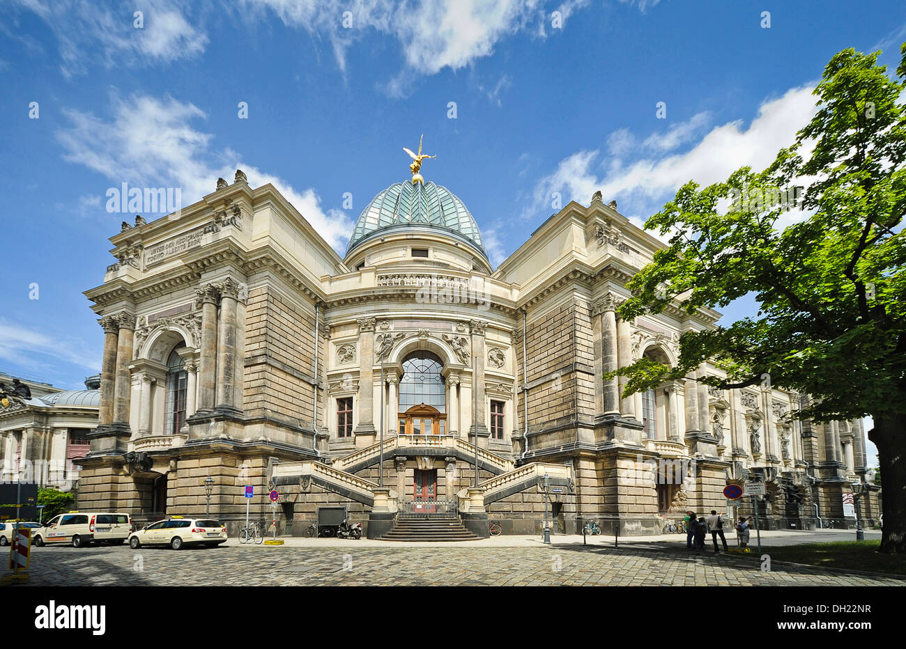 Georg treu platz Banque de photographies et d’images à haute résolution ...