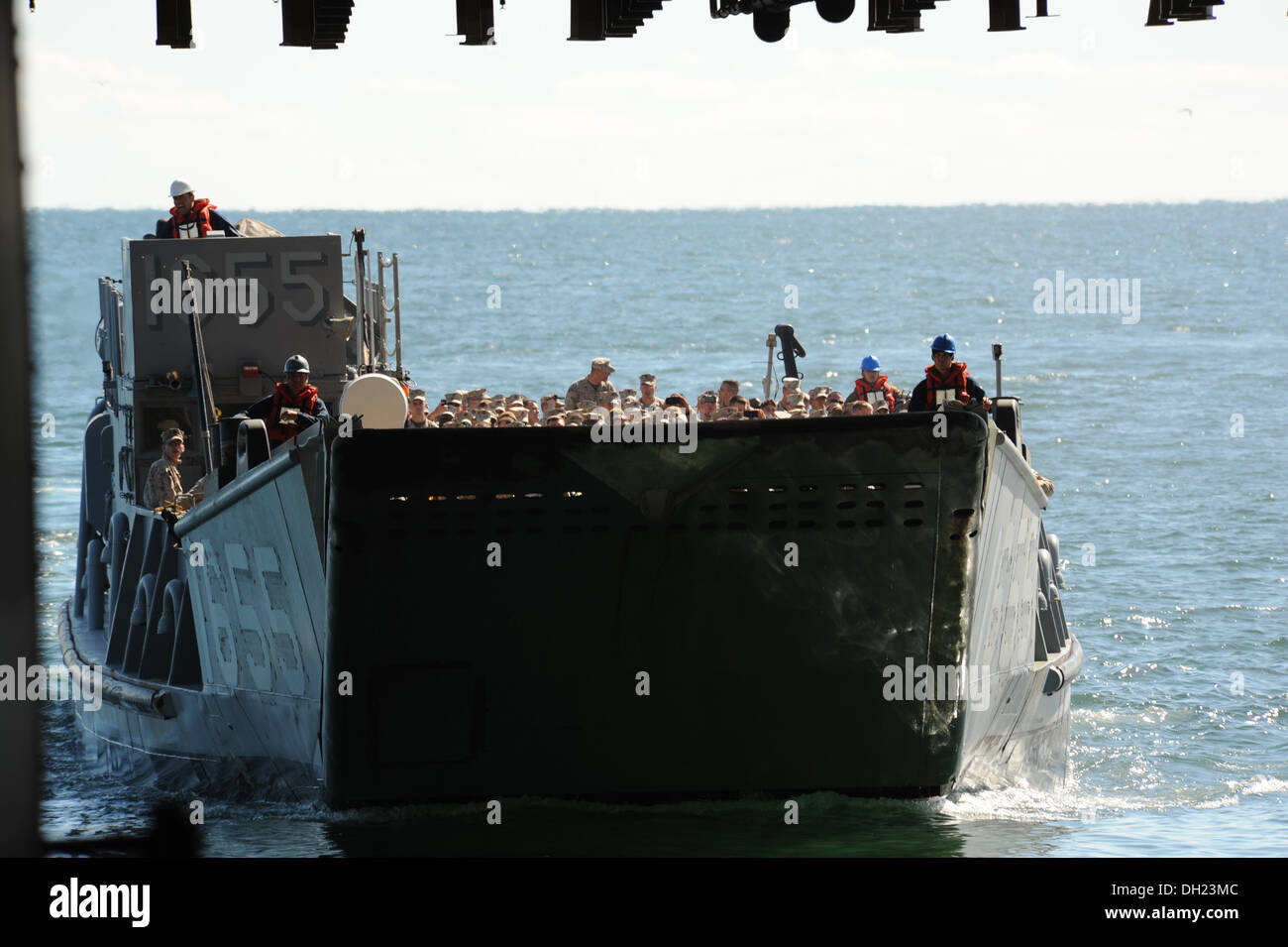 Landing craft utility lcu Banque de photographies et d’images à haute ...