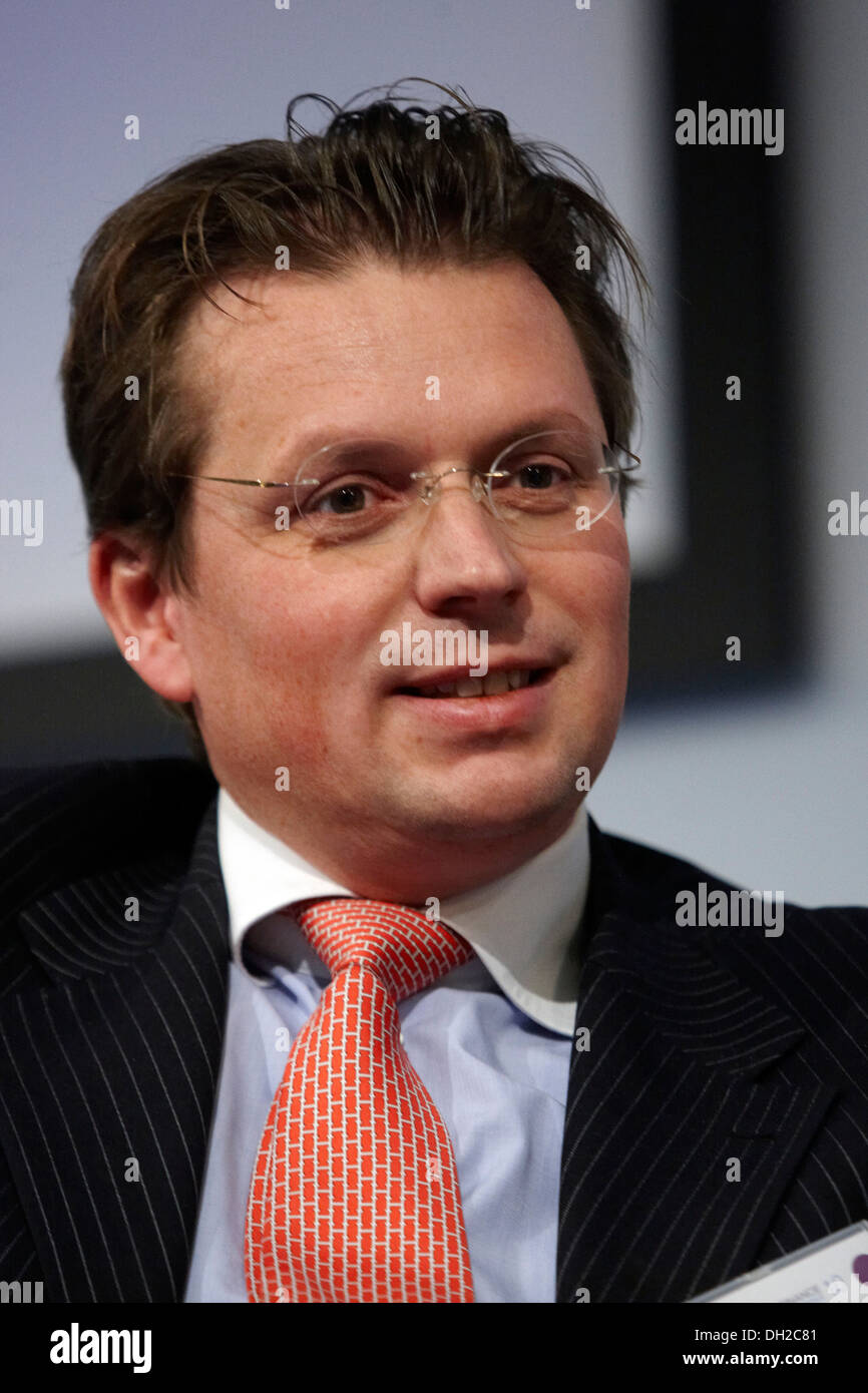 International officer school Banque de photographies et d’images à ...