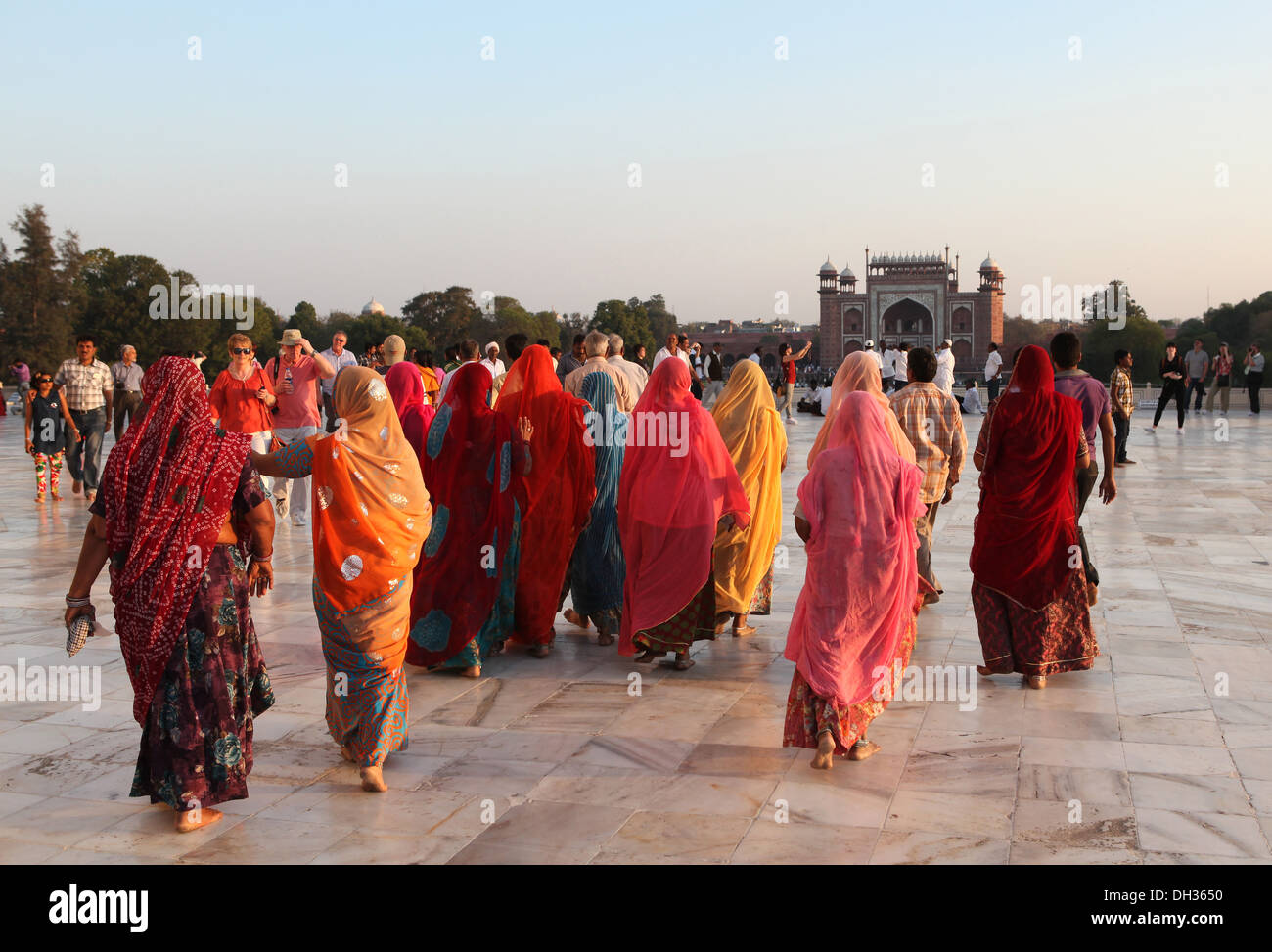 Femmes indiennes Banque de photographies et d’images à haute résolution ...