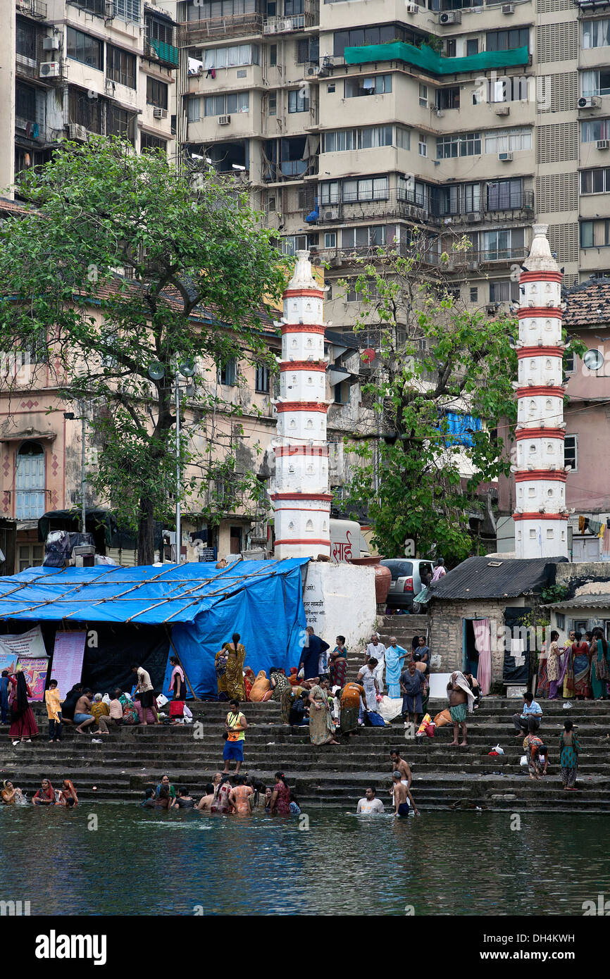 Walkeshwar temple Banque de photographies et d’images à haute ...