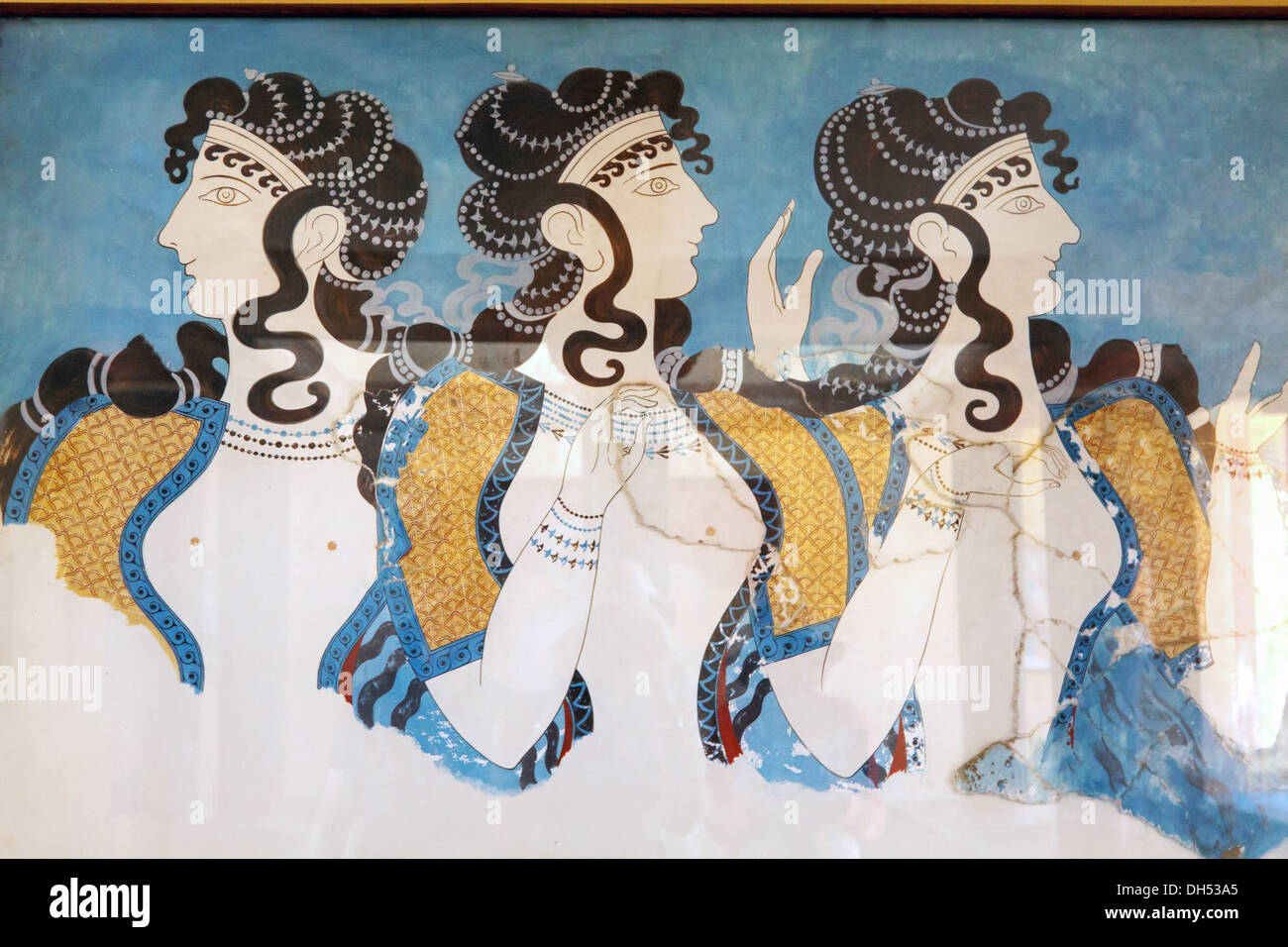 Fresque de ''Femmes en bleu" au Palais de Knossos, Héraklion, Crète ...