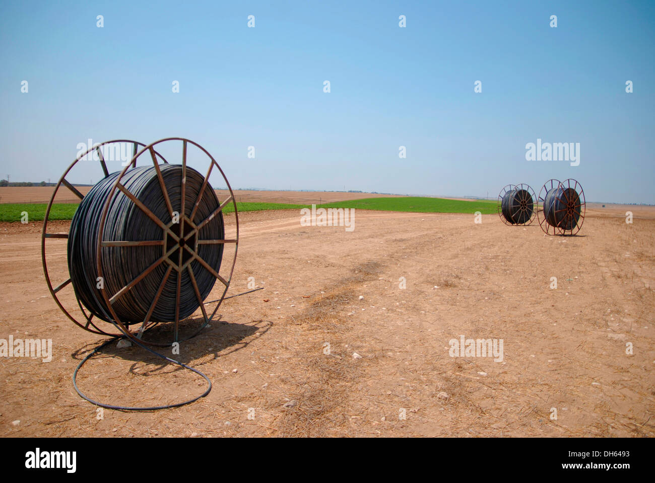 Irrigation in desert Banque de photographies et d’images à haute ...