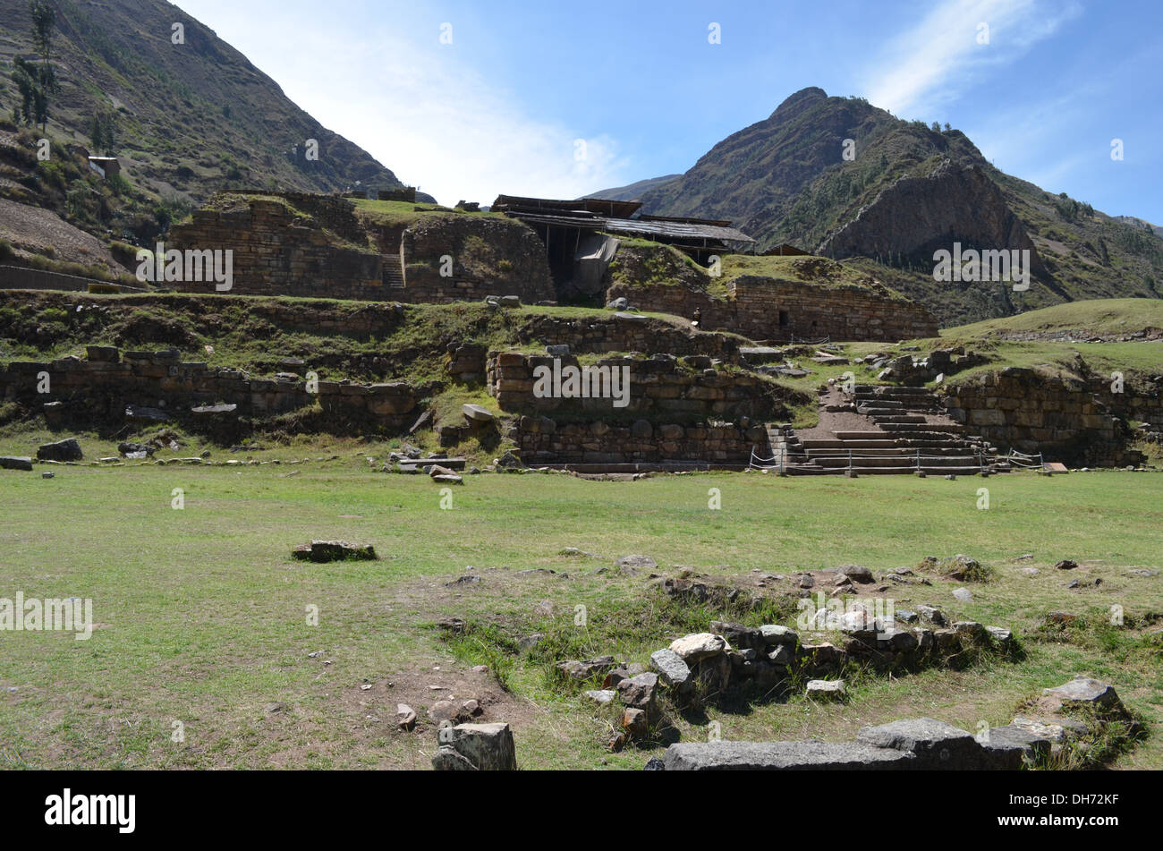 Temple chavin de huantar Banque de photographies et d’images à haute ...