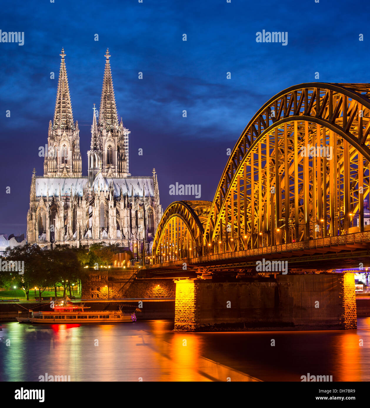 Eau de cologne et rhin Banque de photographies et d’images à haute ...