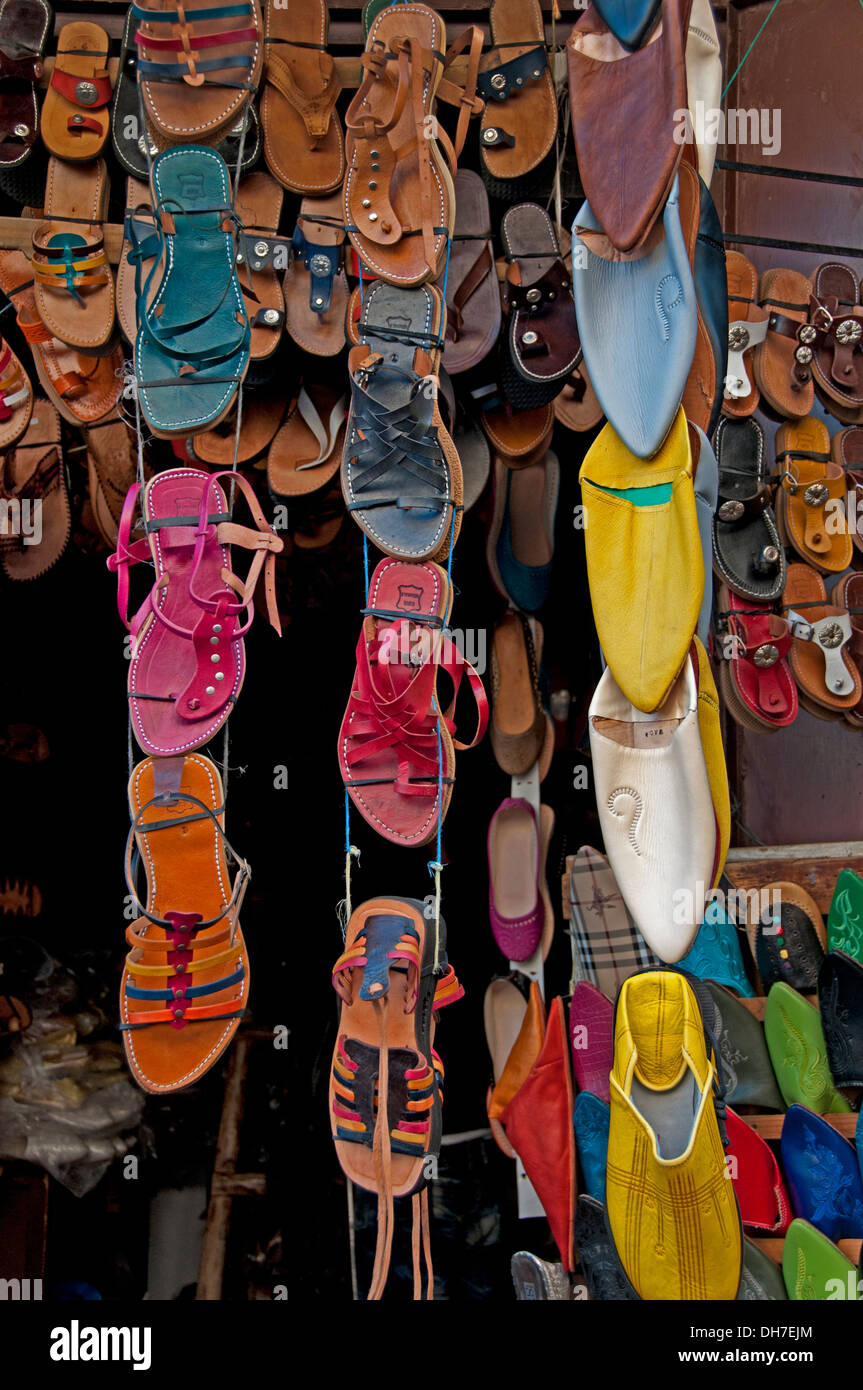 Marché des babouches tanger Banque de photographies et d’images à haute ...