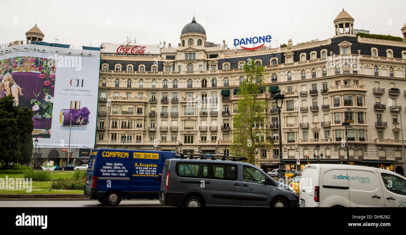 Bâtiment danone Banque de photographies et d’images à haute résolution ...