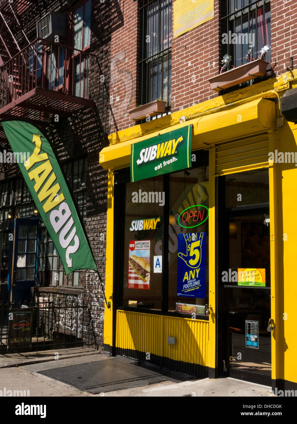 Subway fast food restaurant Banque de photographies et d’images à haute ...