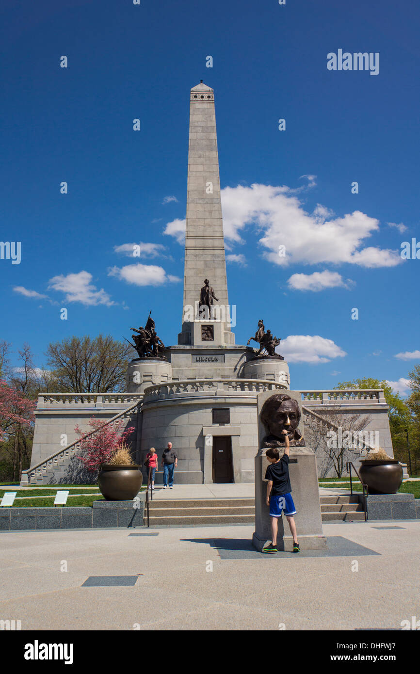 Lincoln tomb Banque de photographies et d’images à haute résolution - Alamy