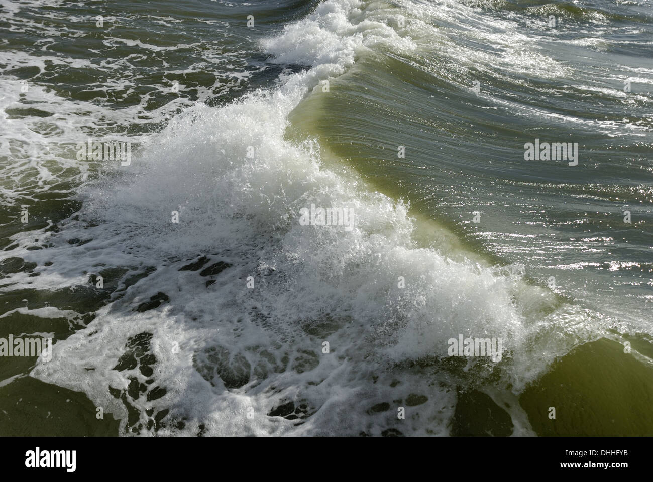 Grosse vague plage Banque de photographies et d’images à haute ...