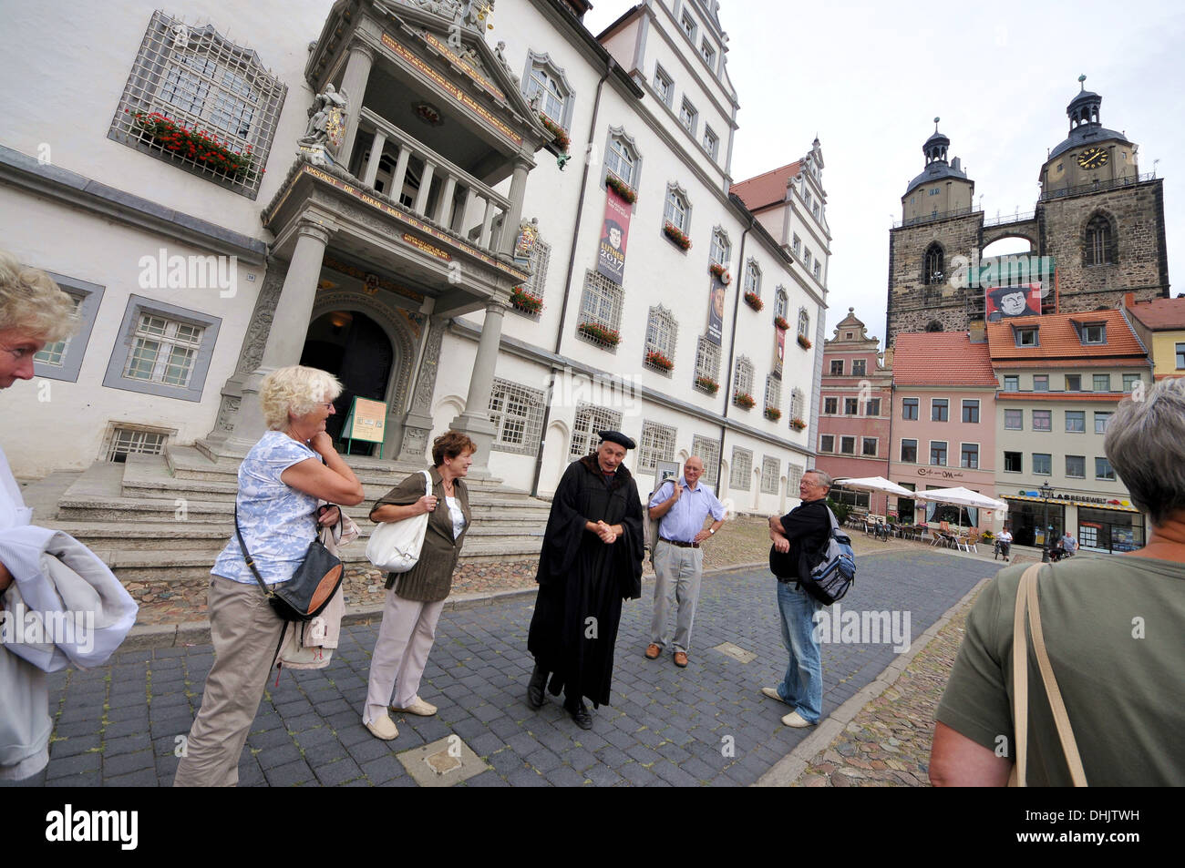 Marché avec l'hôtel de ville et église Saint Marien, Lutherstadt ...