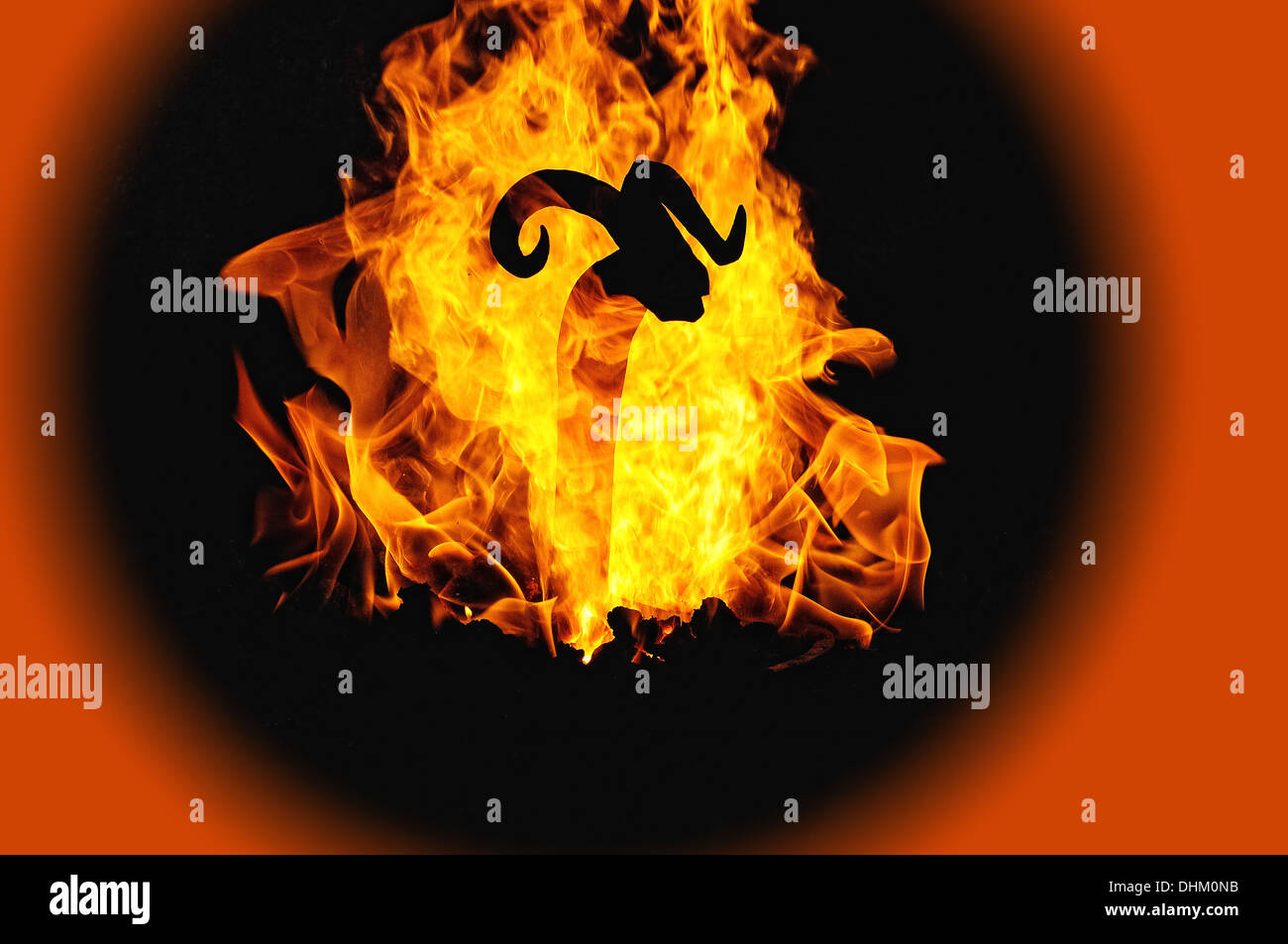 Diable rouge cornu Banque de photographies et d’images à haute ...