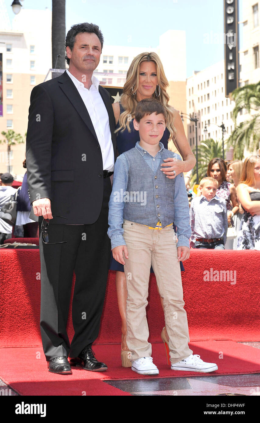 Personnalité Radio Ellen K avec son fils Calvin Laughlin et mari Roy ...