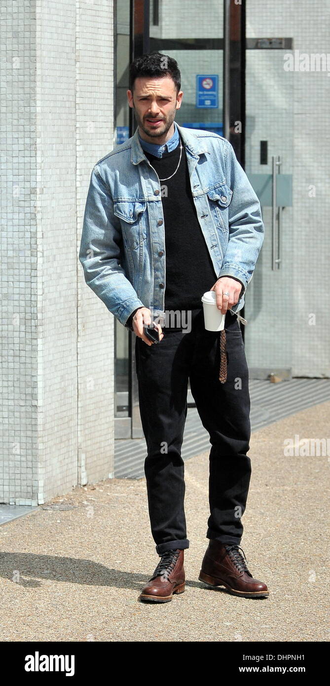David leon outside the itv studios london Banque de photographies et d ...