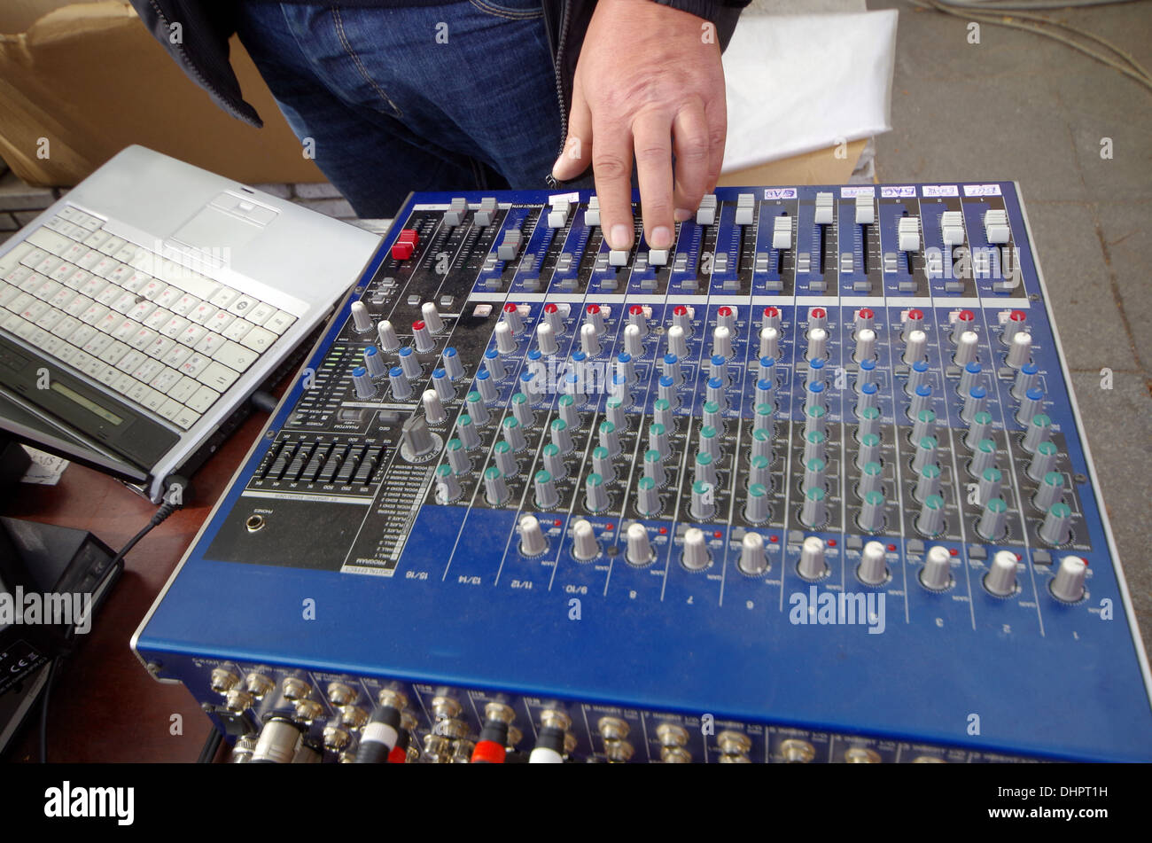 Console de mixage numérique Banque de photographies et d’images à haute ...