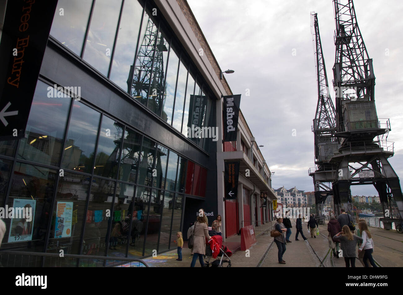 M hangar Banque de photographies et d’images à haute résolution - Alamy