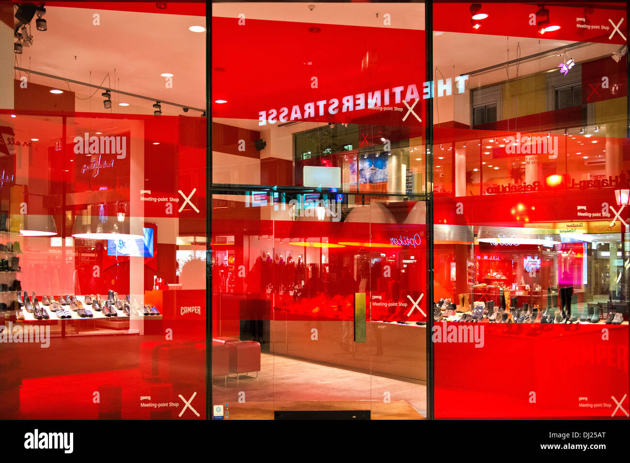 Munich shop Banque de photographies et d’images à haute résolution - Alamy