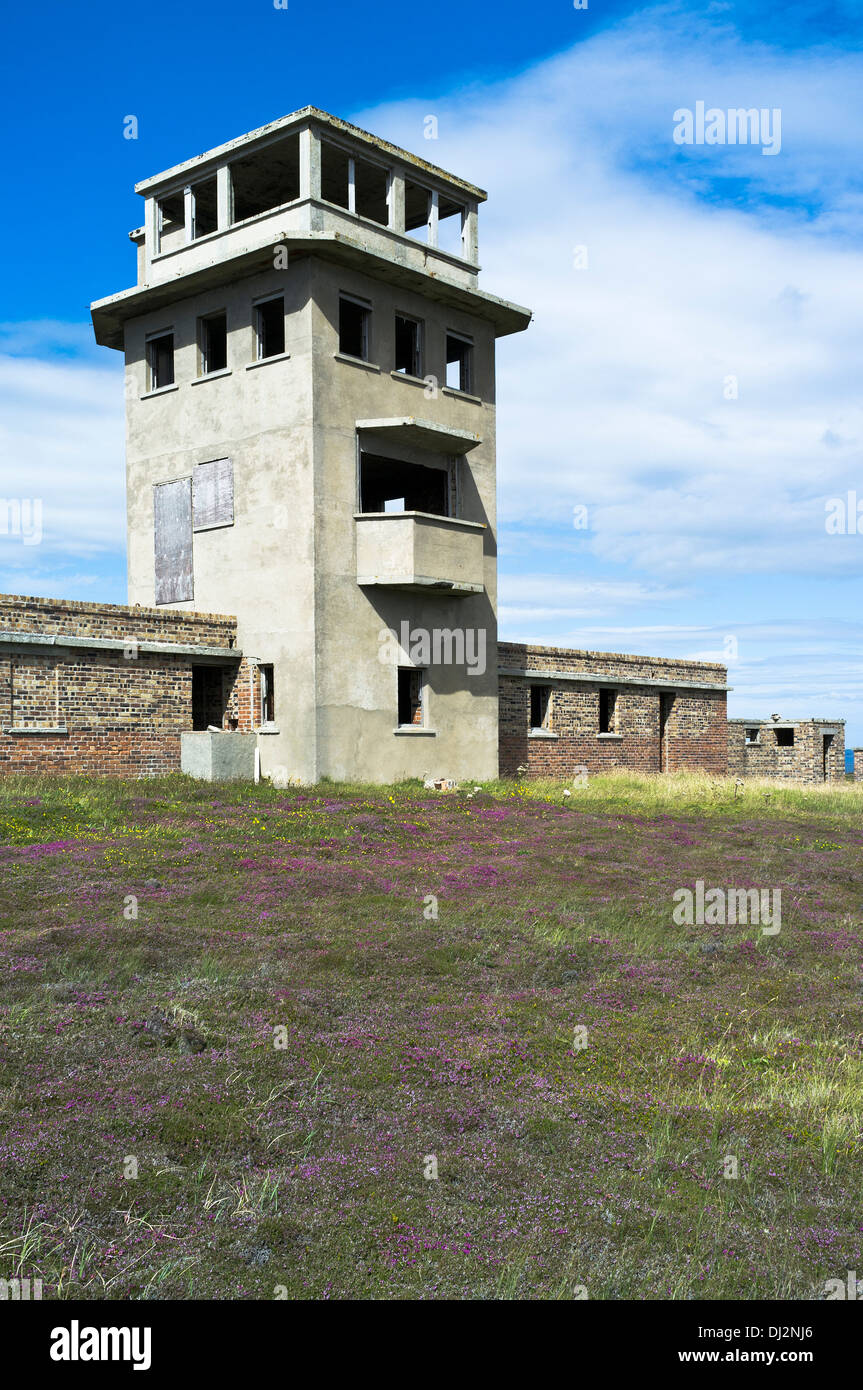 World war two lookout tower Banque de photographies et d’images à haute ...