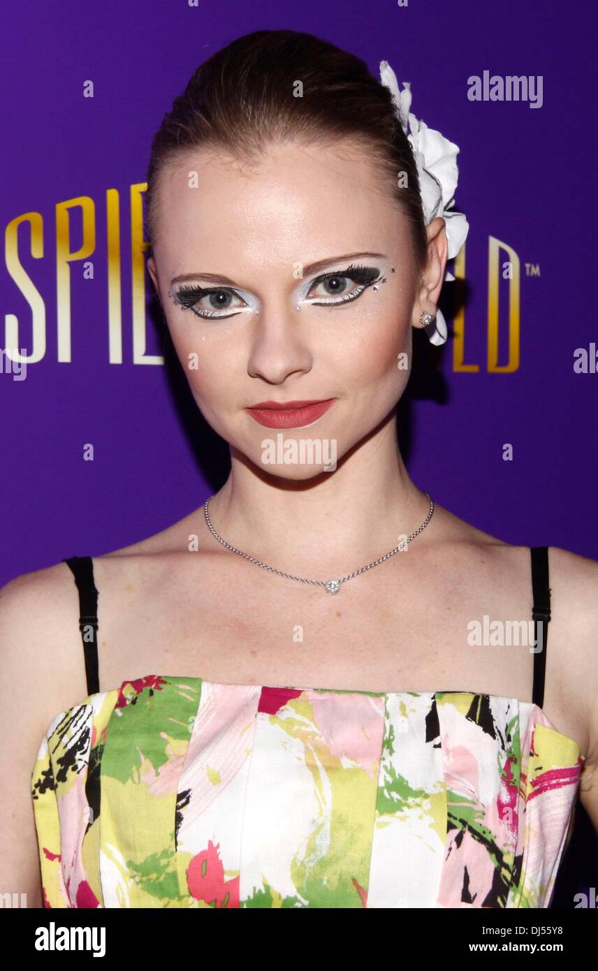 Elena lev Banque de photographies et d’images à haute résolution - Alamy