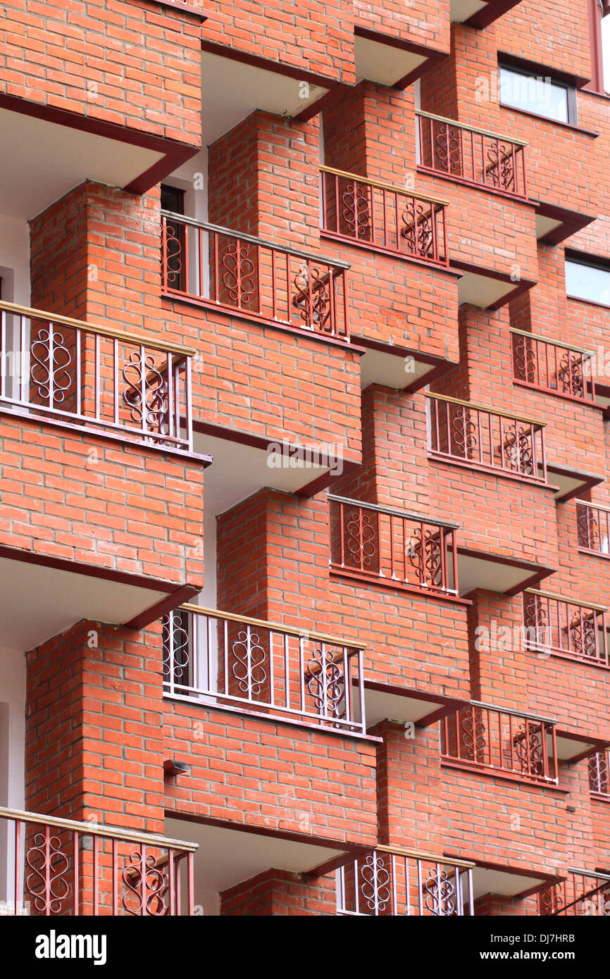 Maison terrasse en brique rouge Banque de photographies et d’images à ...