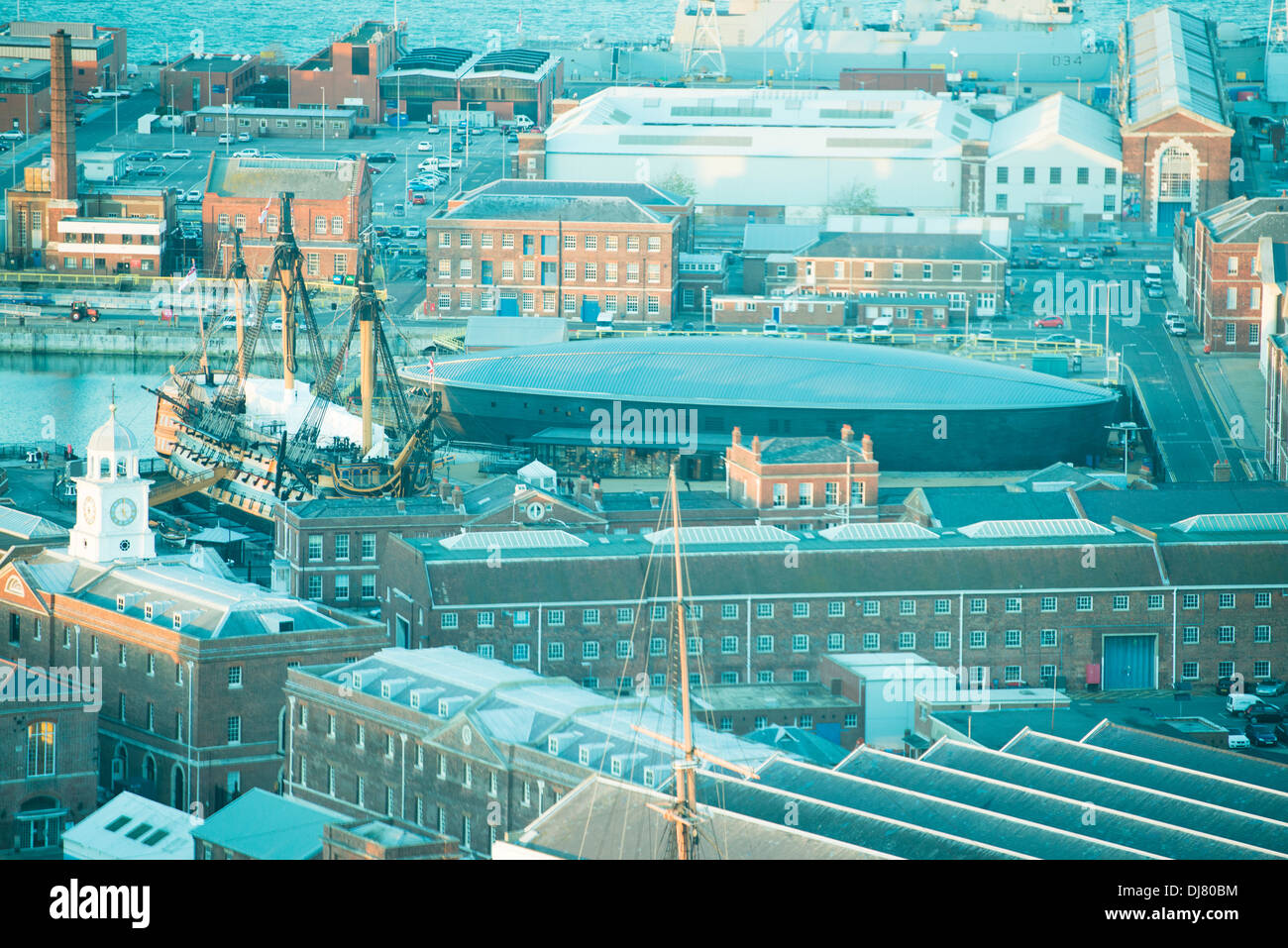 HMS Victory et le Mary Rose museum de vue aérienne de l'autre côté de ...