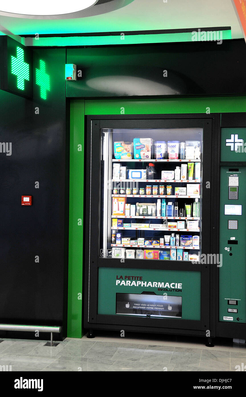 Vending Machine France Photos & Vending Machine France Images - Alamy