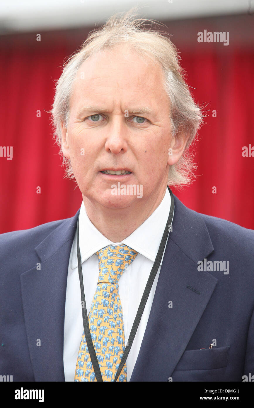 Charlie mayhew Banque de photographies et d’images à haute résolution ...