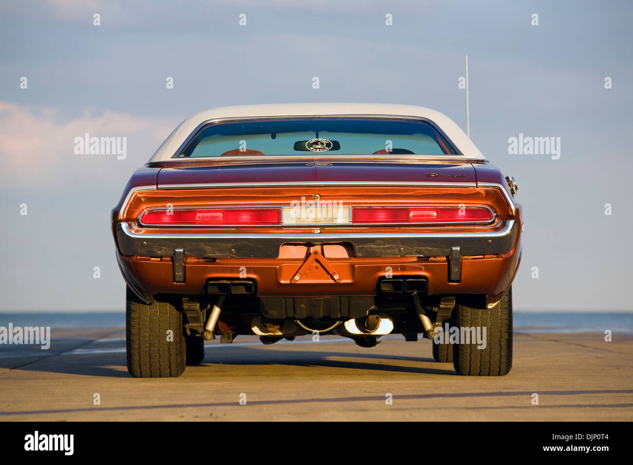 Voiture dodge Banque de photographies et d’images à haute résolution ...