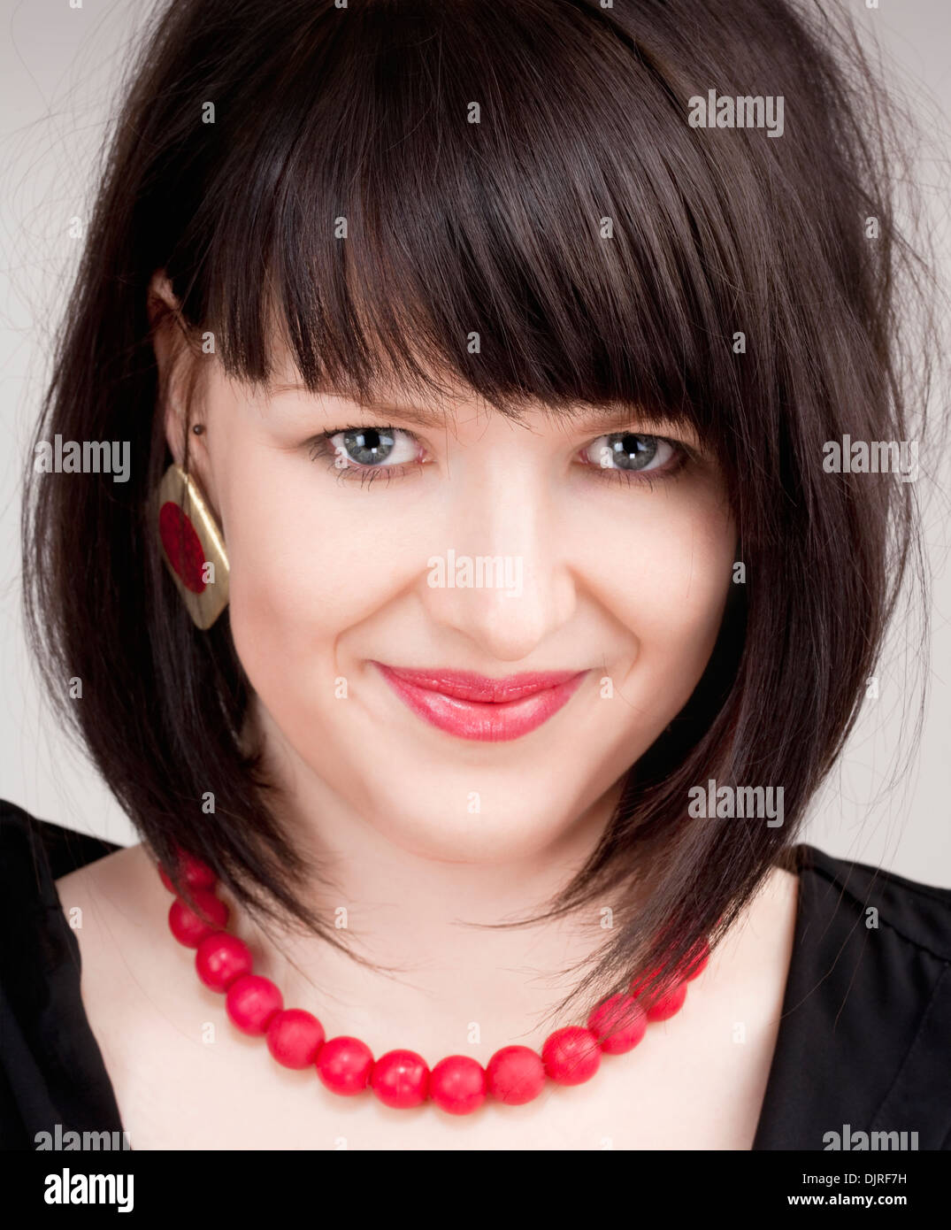 Femme magnifique aux cheveux roux Banque de photographies et d’images à ...